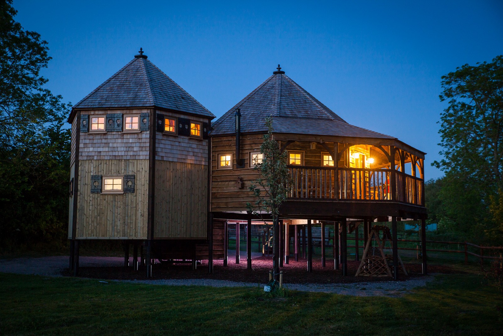 Luxury Treehouse | Mill Farm Glamping | Wiltshire