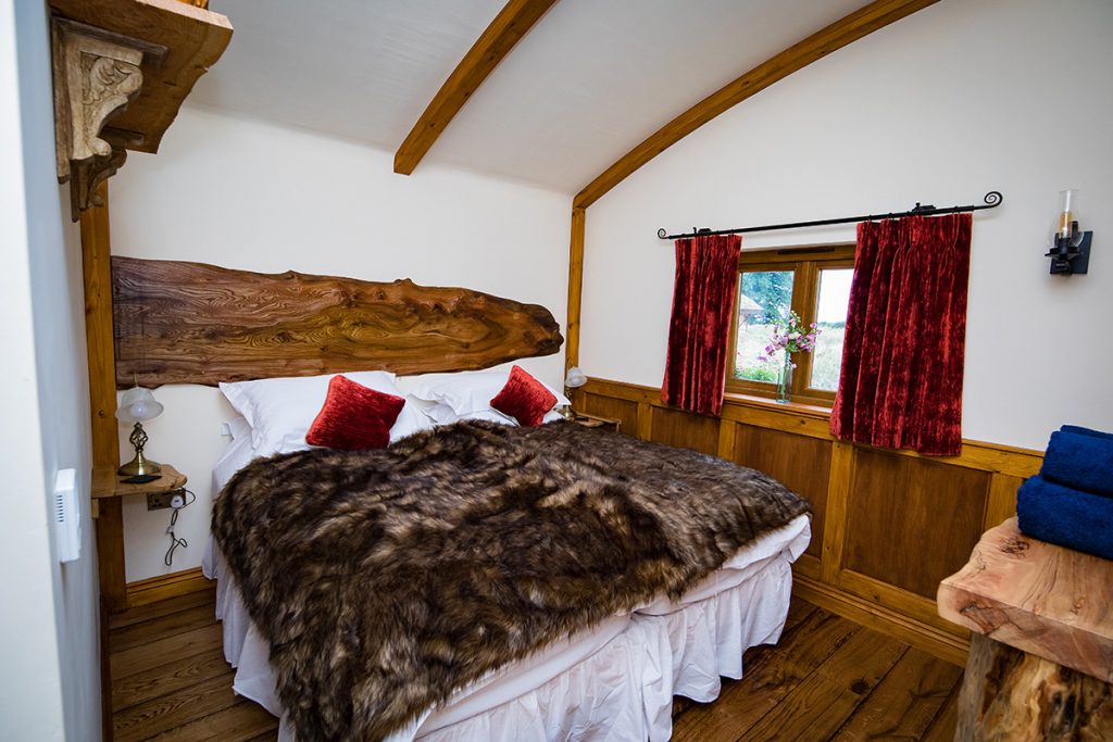 Shire House Accommodation | Mill Farm Glamping | Wiltshire